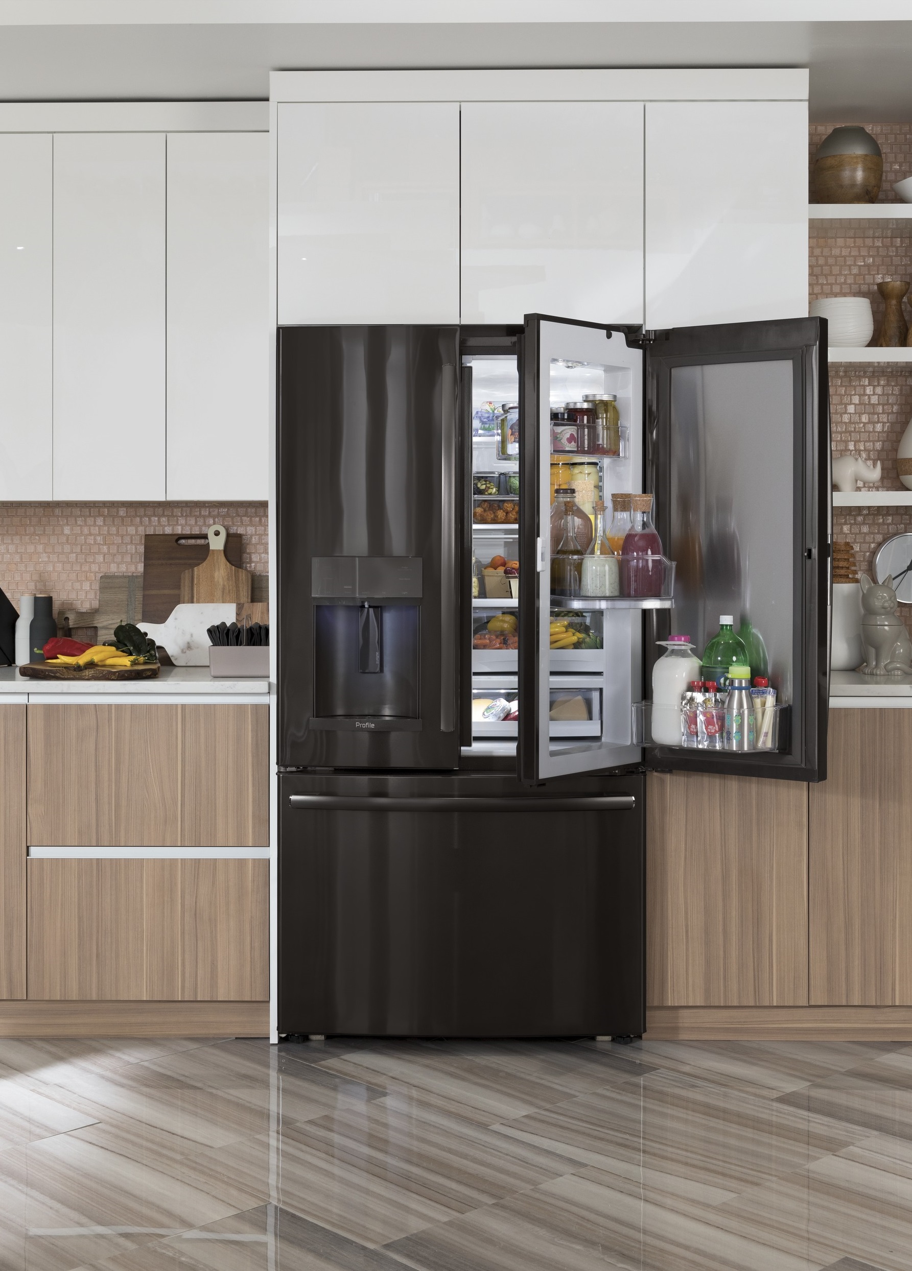4 Storage Features to Look for in a New Refrigerator – BrandSource Canada